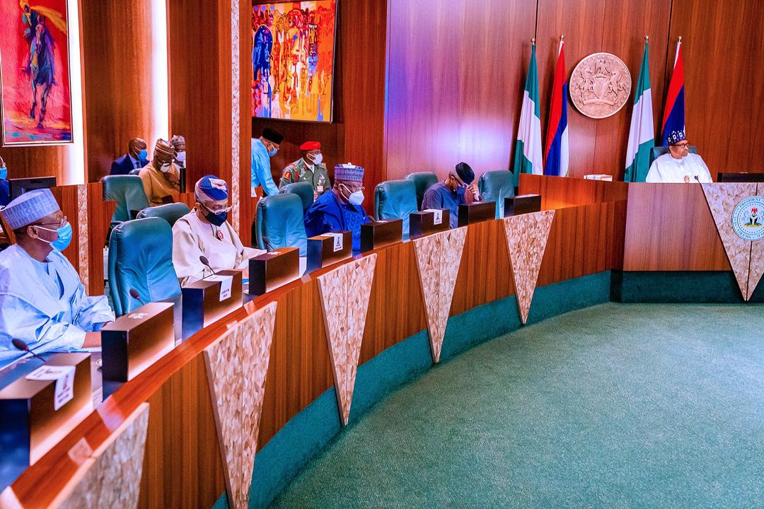 Buhari chairs FEC meeting, swears in INEC Chairman, Mahmood Yakubu ...