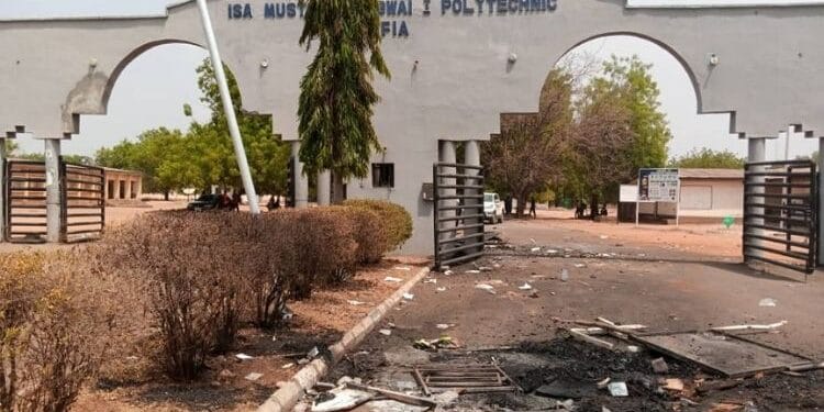 Lafia Polytechnic shut for one week after students' protest | AIT LIVE
