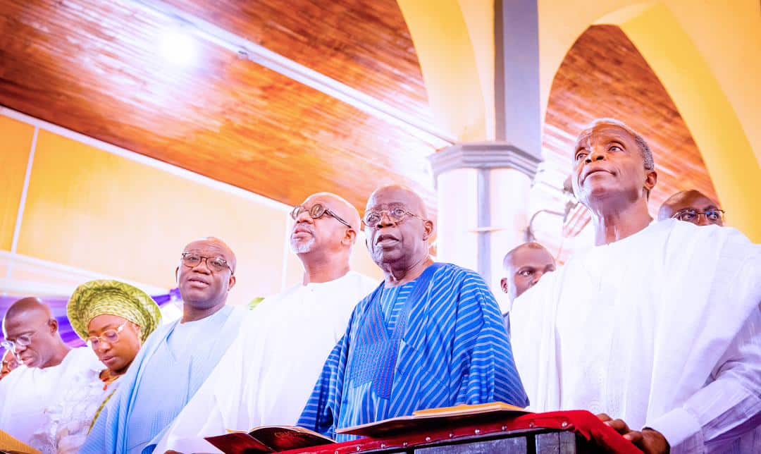 Ondo Governor, Rotimi Akeredolu buries mother | AIT LIVE