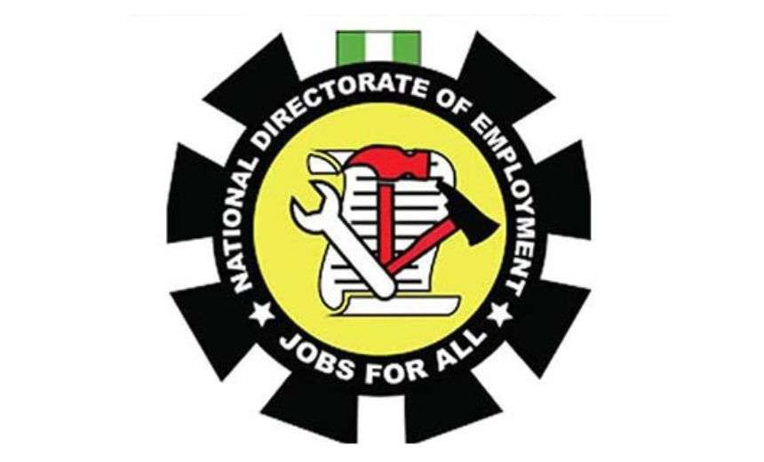 FG Presents Starter Packs to 5000 Youths To Reduce Unemployment | AIT LIVE